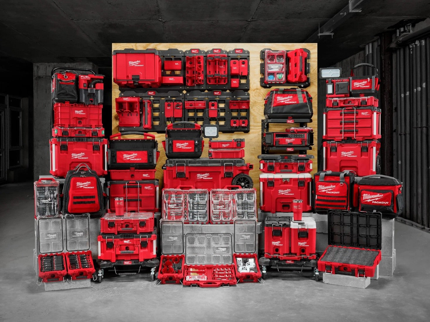 Durable Milwaukee PACKOUT Storage Solutions for Professionals ...